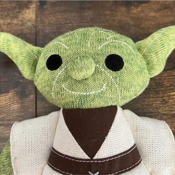 Star Wars | Toys | Disney Parks Star Wars Galaxys Edge Yoda Knit Plush ...